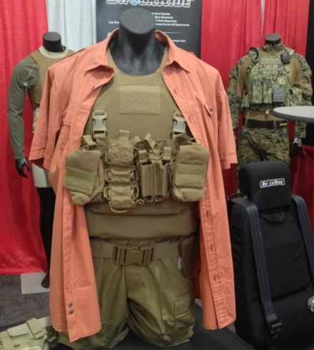 ミリタリー仕様から民間まで ArmorWorksとSteve Reichertとのコラボでアーマーキャリア制作 | さばなび