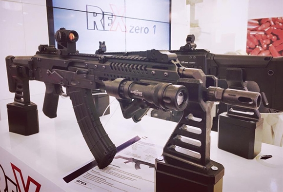 スロベニア製モダナイズ版 AK クローン「REX AKB-15」 | さばなび | サバゲー